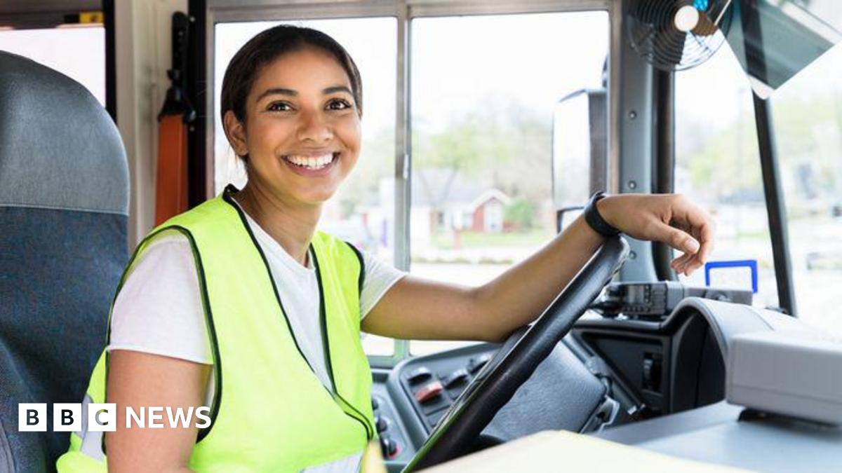 Herefordshire bus lanes considered in local transport plan - BBC News