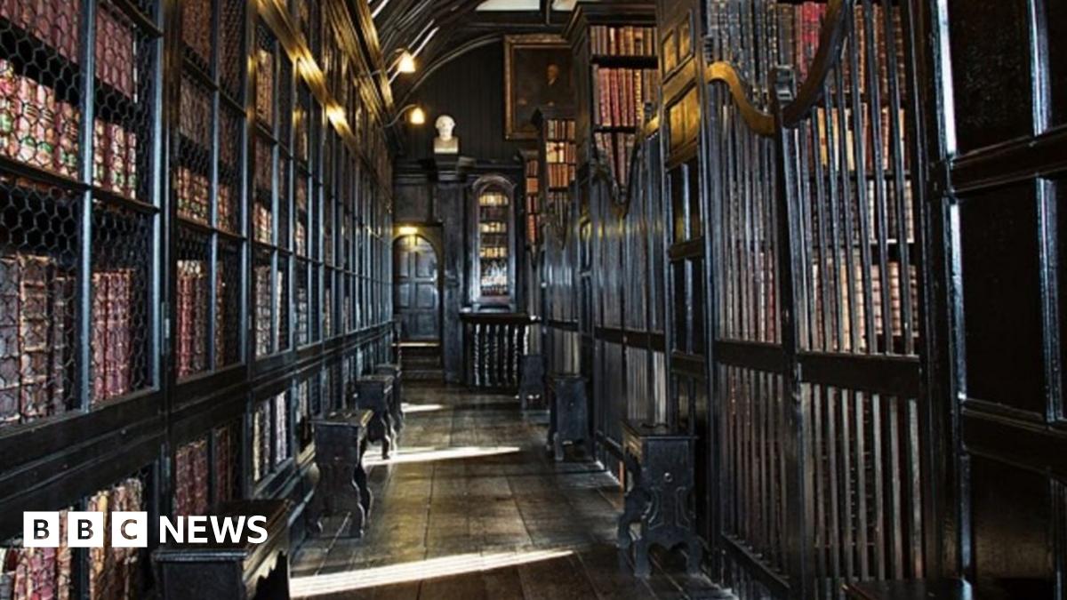Covid: Chetham's Library reopens after longest closure - BBC News