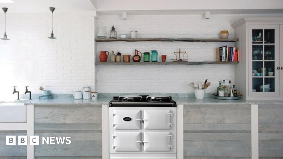 Aga sold to US firm Middleby in £129m deal - BBC News