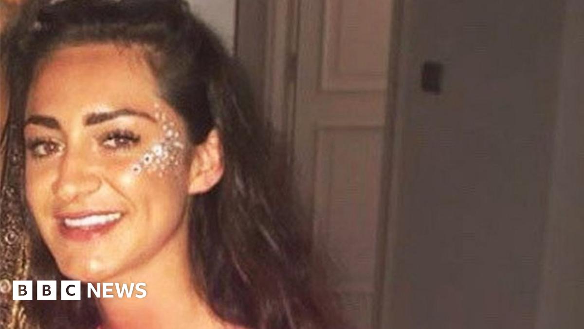 Brooke Morris: Body found in search for missing rugby player - BBC News
