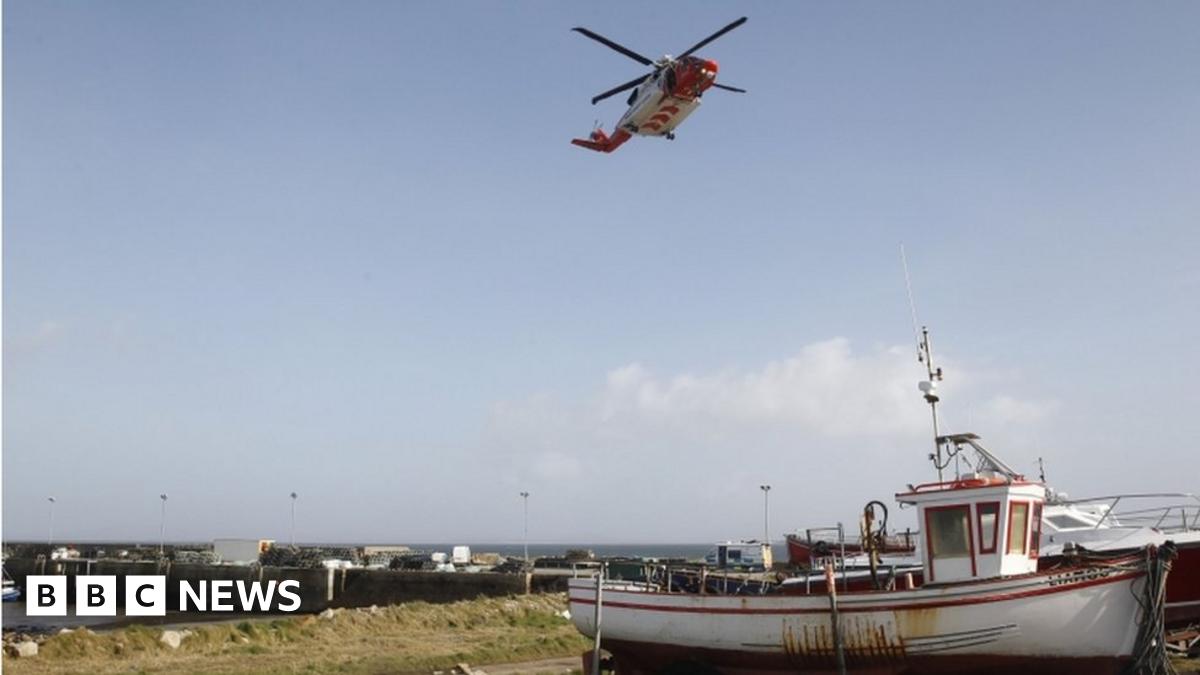 Mayo helicopter crash: Recovered wreckage is from 'tail area' - BBC News