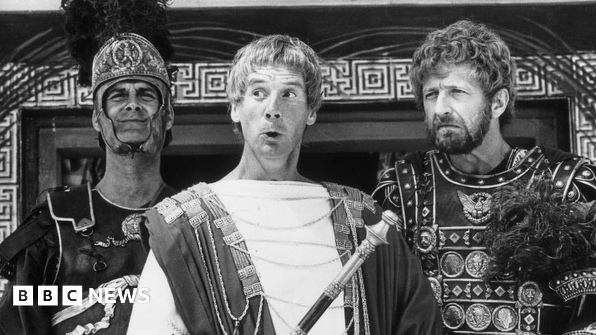 Monty Python's Life of Brian in first Bournemouth showing - BBC News