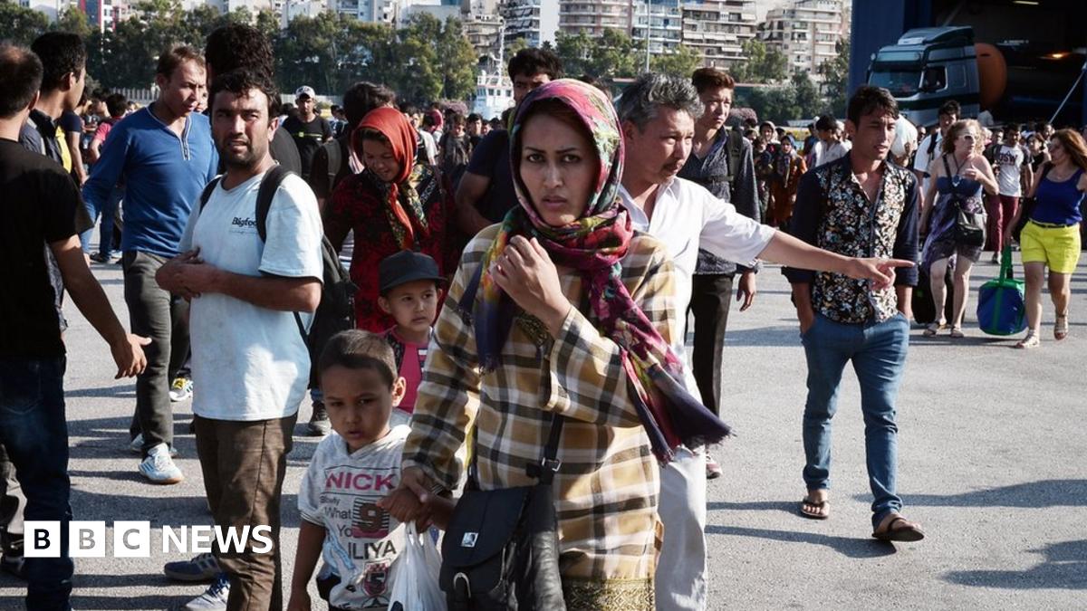 EU falls short of migrant redistribution target - BBC News