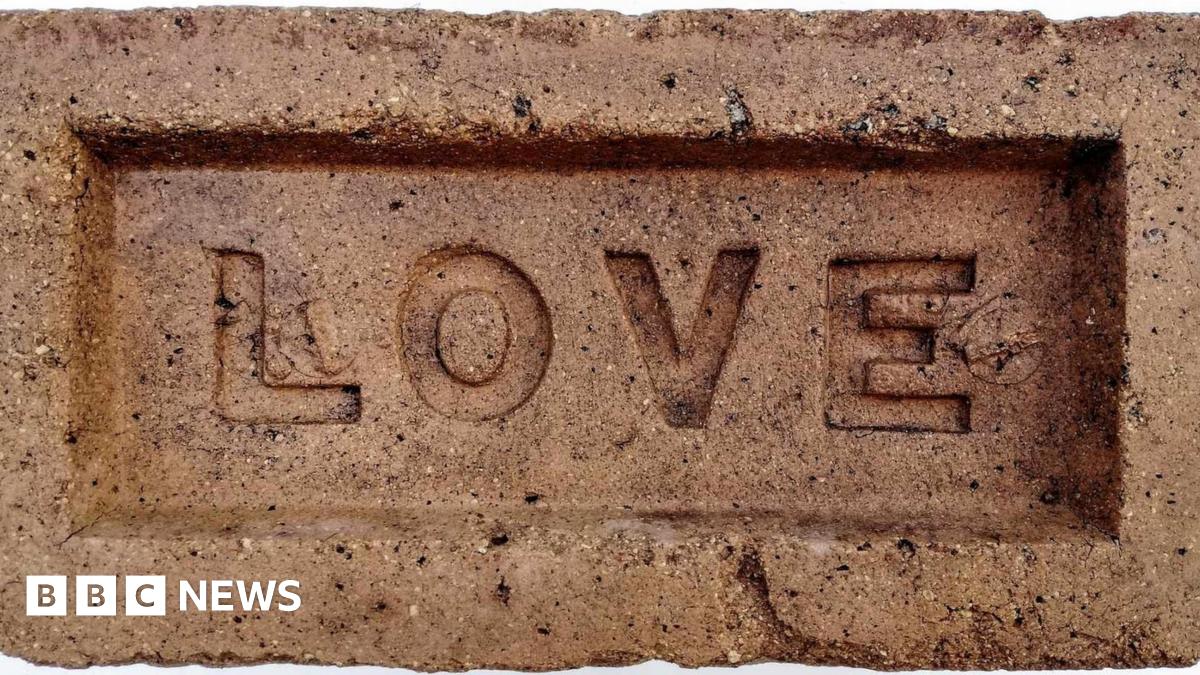 Consett and Stanley brick enthusiasts build up their collections - BBC News