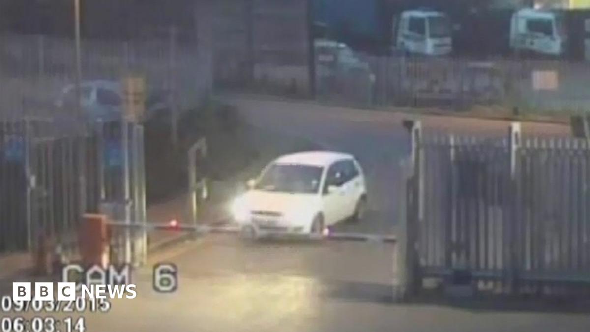 Tunbridge Wells murder: David Squelch jailed for life - BBC News