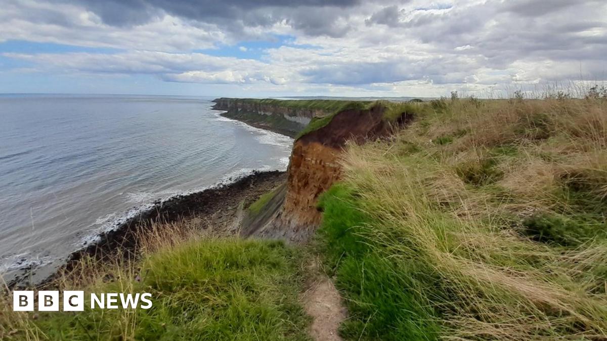 'Significant' Filey cliff collapse sparks Cleveland Way diversion - BBC ...
