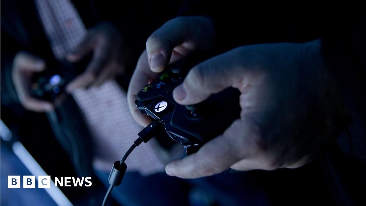 Video games and mental health: 'Nobody's properly talking' - BBC News