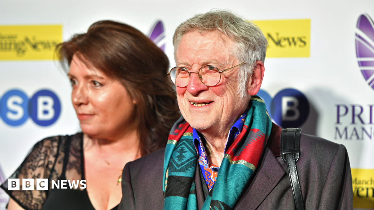 'We were right not talking about Noddy's cancer' - BBC News