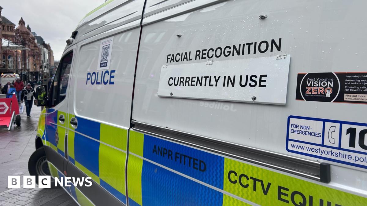 First facial recognition vans deployed in Leeds - BBC News
