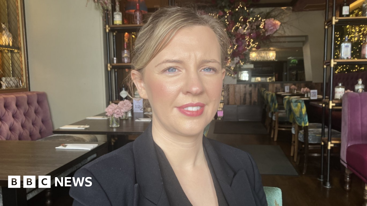 Warrenpoint-Omeath bridge offers 'a second chance' - BBC News