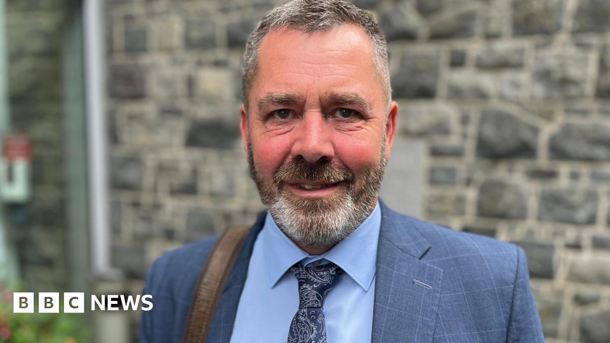 Expedited review of Guernsey's immigration rules under way - BBC News