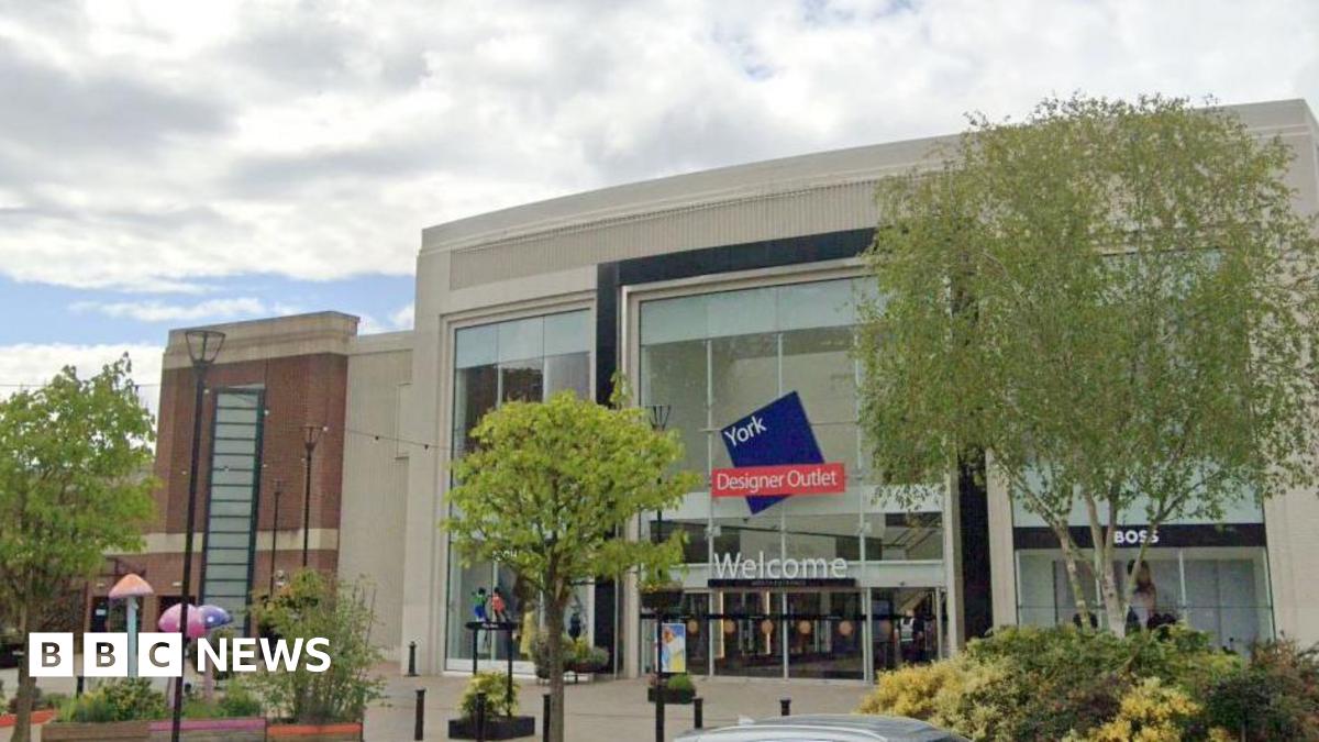 Plans submitted for temporary York Designer Outlet car park - BBC News