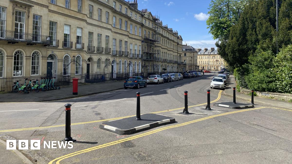 Controversial Bath traffic bollards given final sign off - BBC News