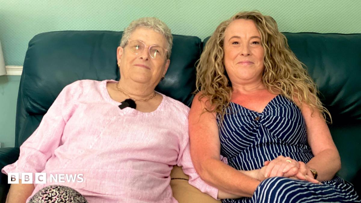 Kent daughter of terminally ill woman calls for Ulez exemption - BBC News