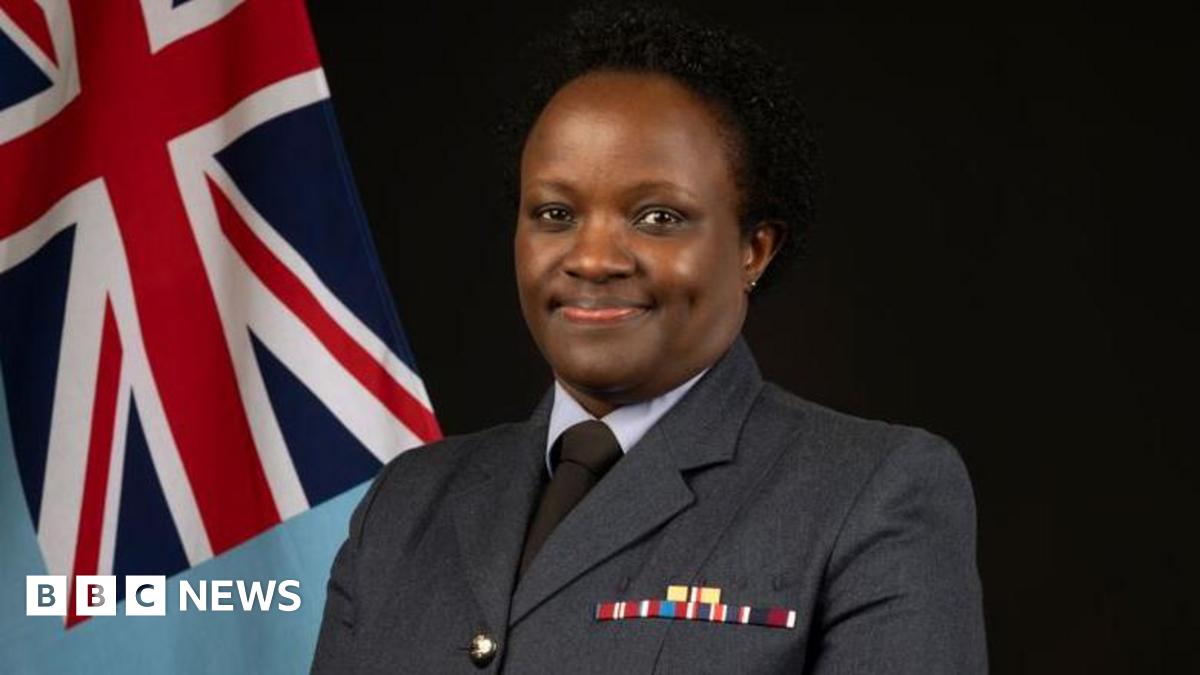 New station commander takes over at RAF Wittering - BBC News