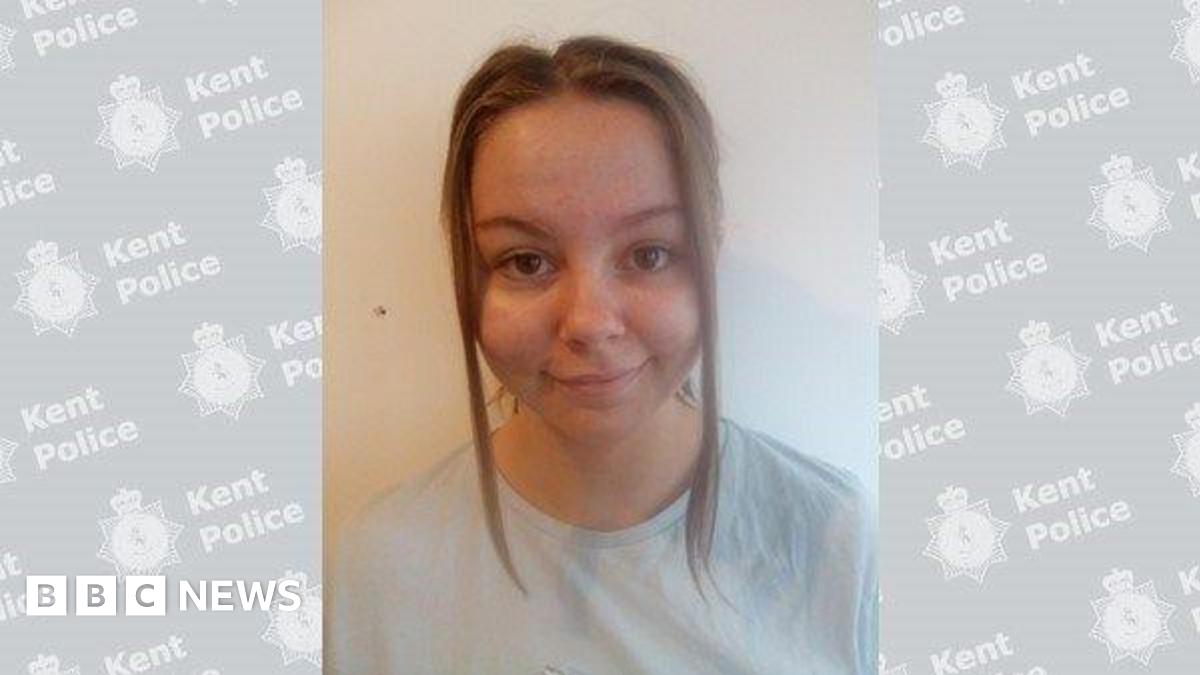 Man arrested in search for missing Gillingham teenager - BBC News