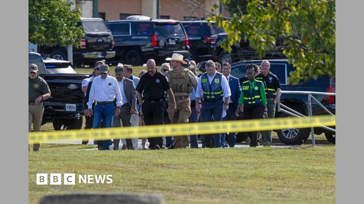 Boy, 14, arrested after four killed in Georgia school shooting - BBC News