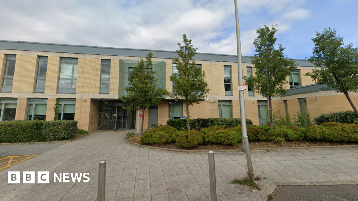 Location of first walk-in GP clinic announced - BBC News