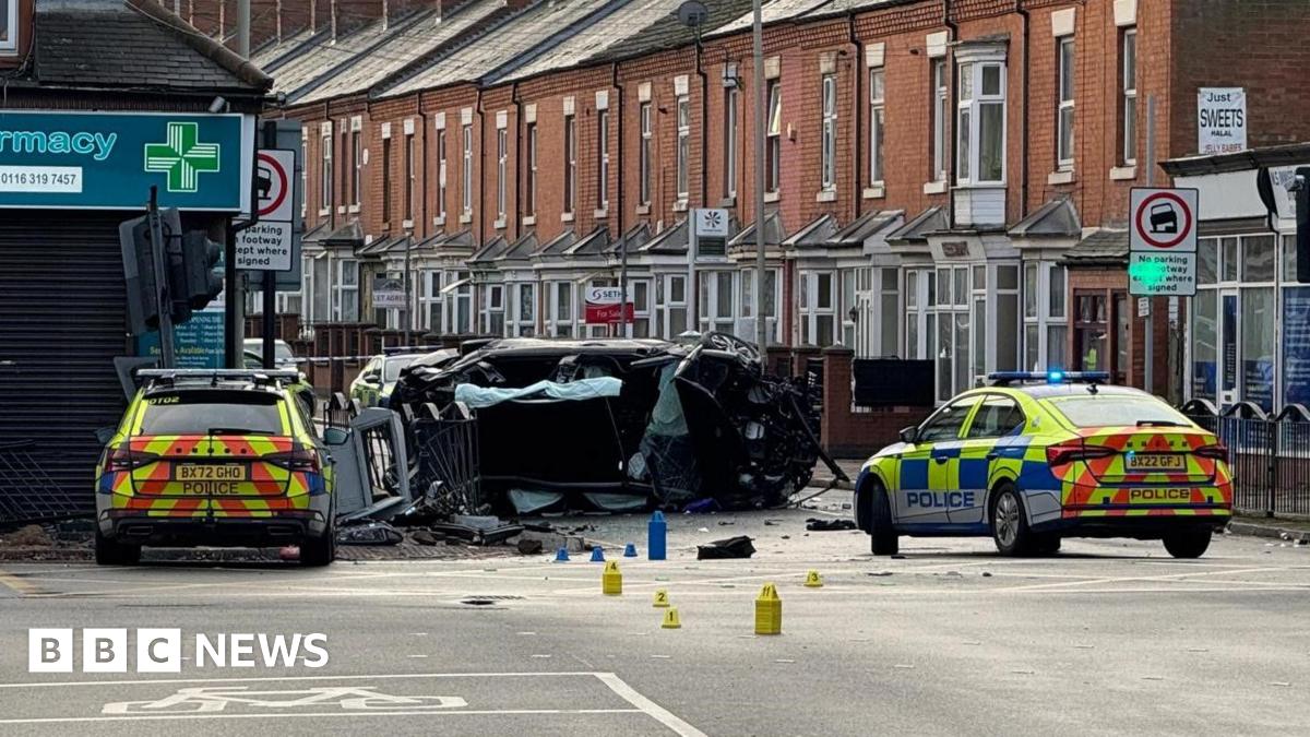 Three injured in crash during police pursuit in Leicester - BBC News