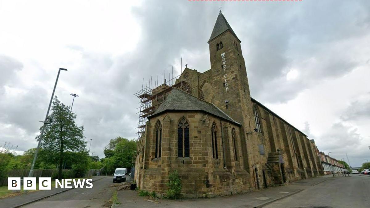 Middlesbrough dance and squash club could become church again - BBC News