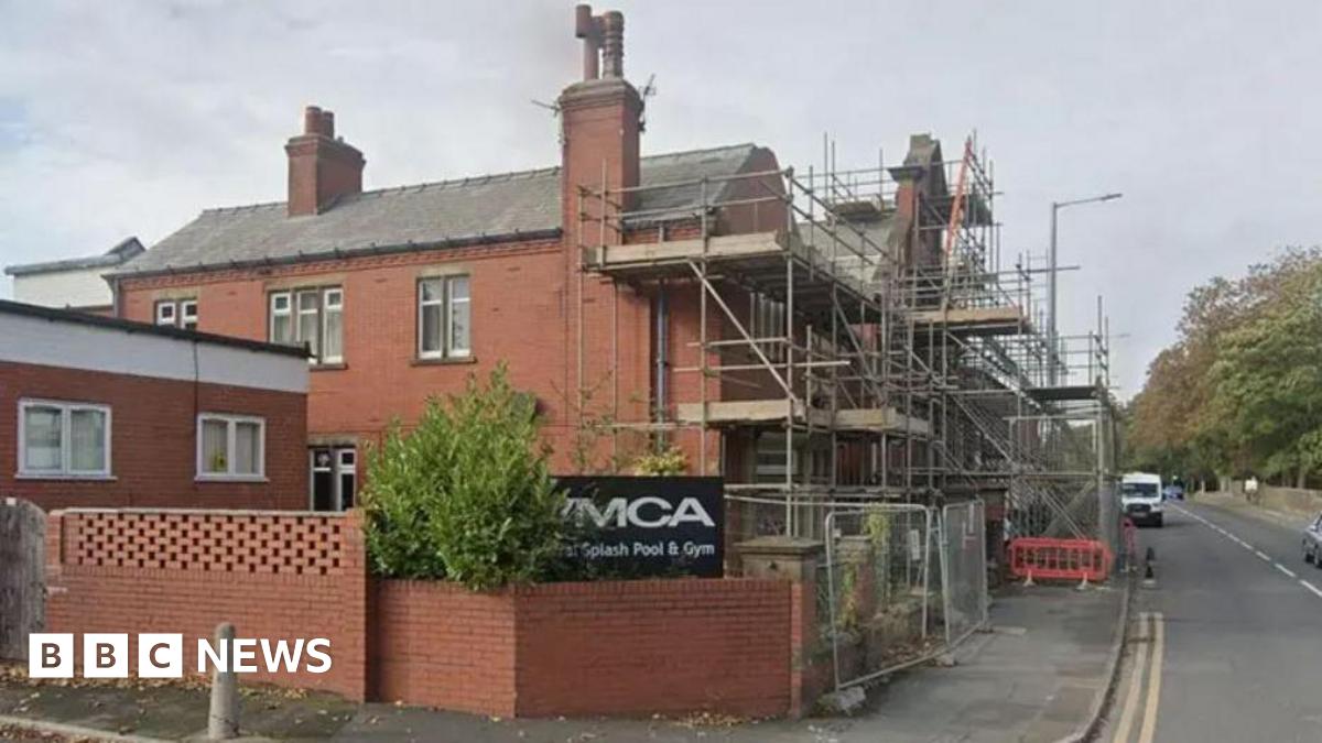 Fylde Council plans £9.3m swimming pools investment programme - BBC News