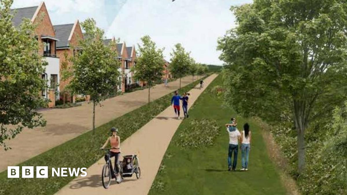 Cheltenham's 'critical' development will see new homes and school built ...