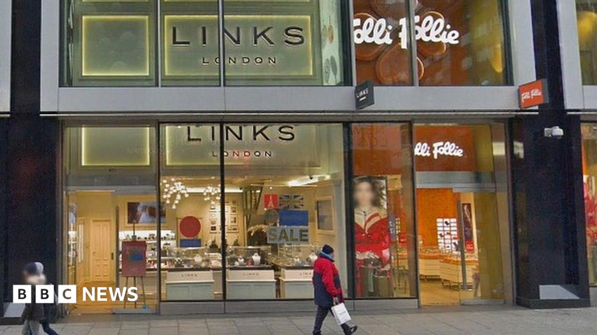Links of London: Jobs at risk as firm goes into administration - BBC News