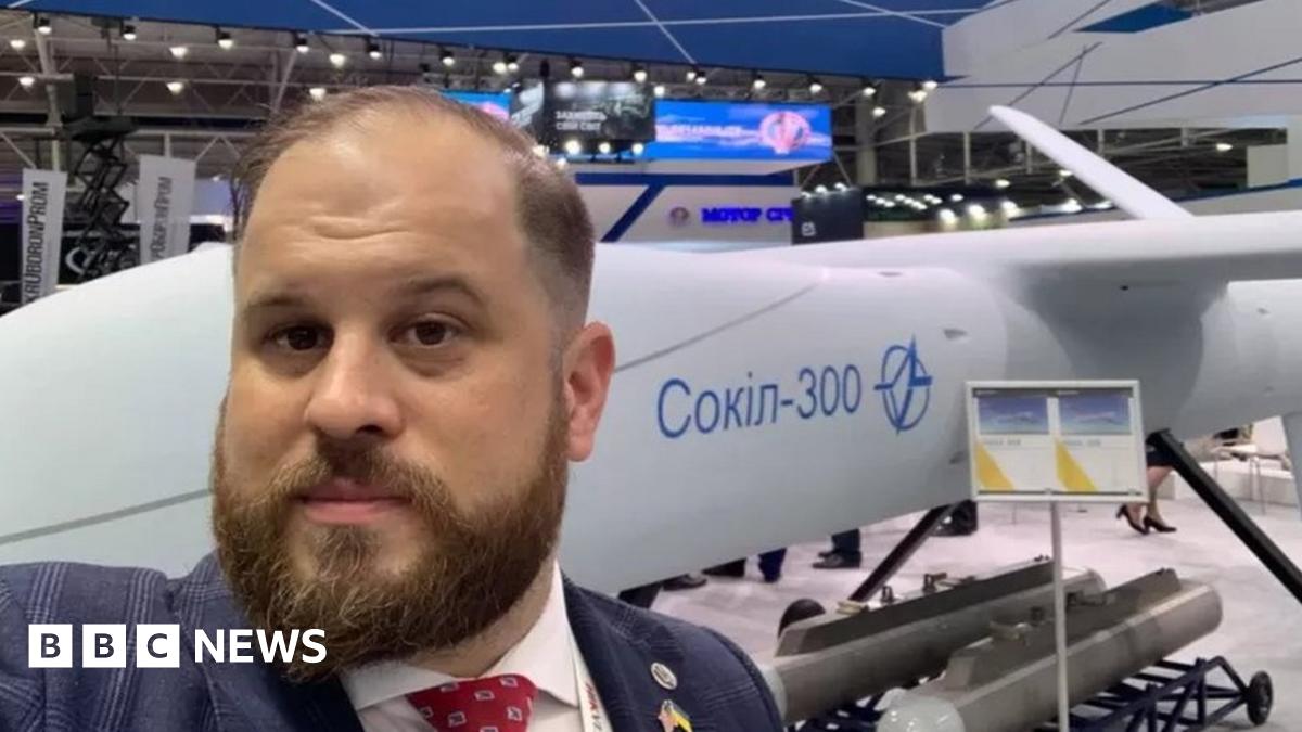 'This is our home': The Americans who refuse to leave Ukraine - BBC News