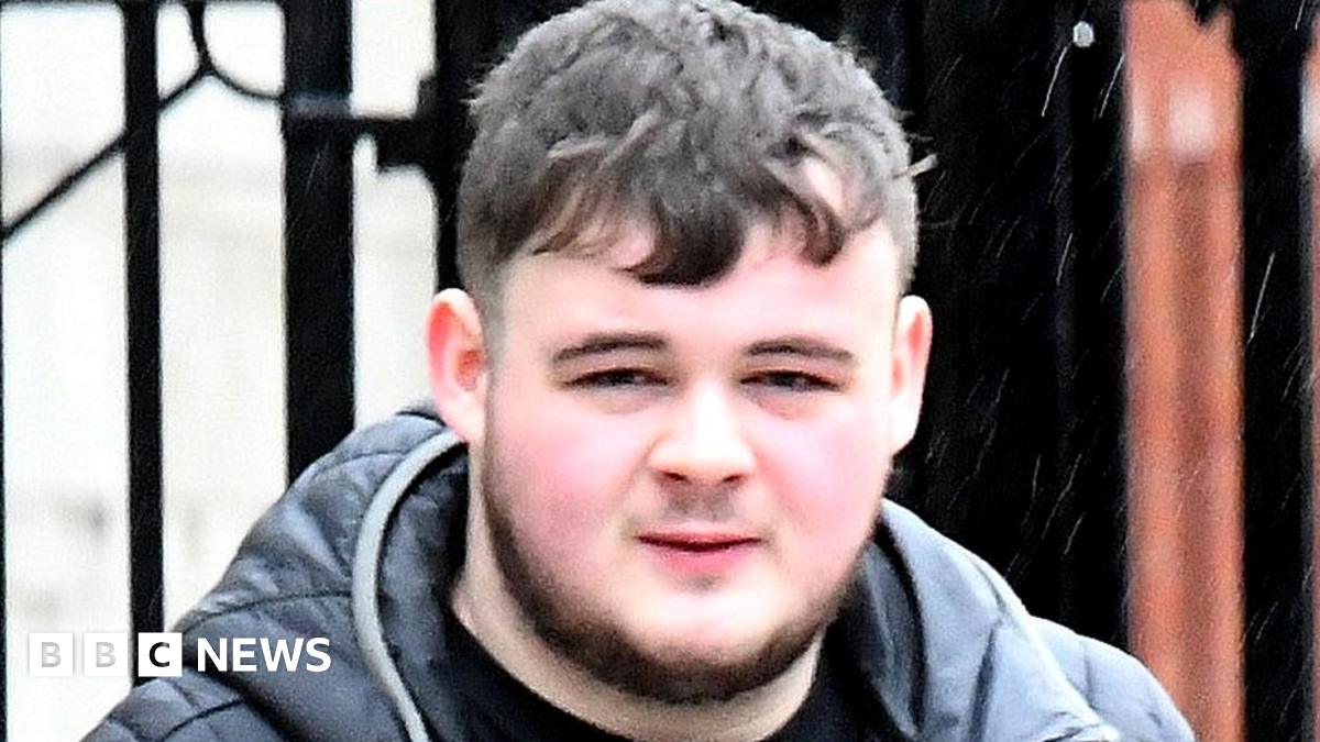 Teen hacker Josh Maunder who crashed KSI-Logan Paul fight site ...