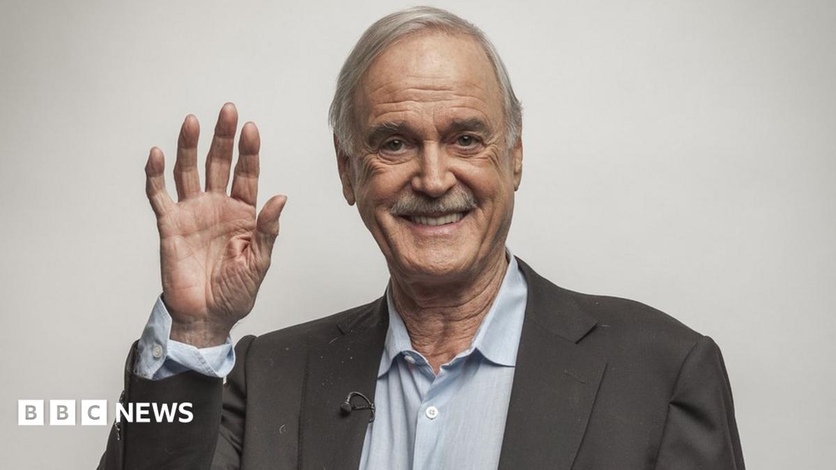 John Cleese blacklists himself from Cambridge University event - BBC News