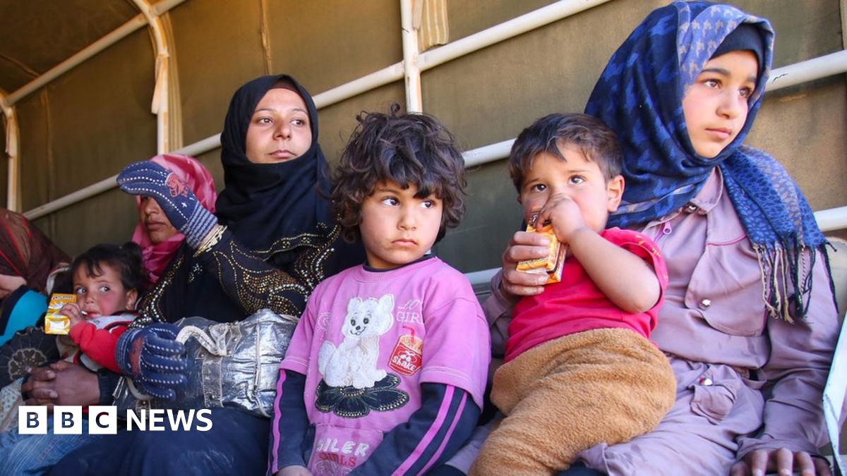 Syria civil war: Donors pledge billions in vital aid - BBC News