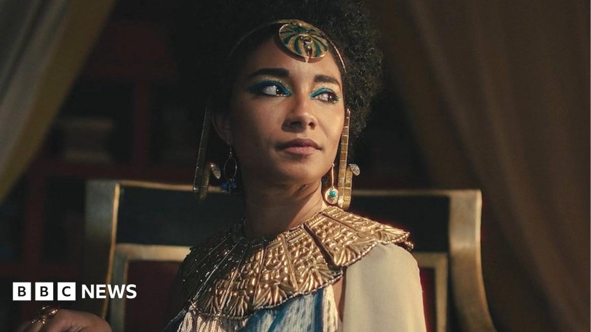 Egyptians complain over Netflix depiction of Cleopatra as black - BBC News