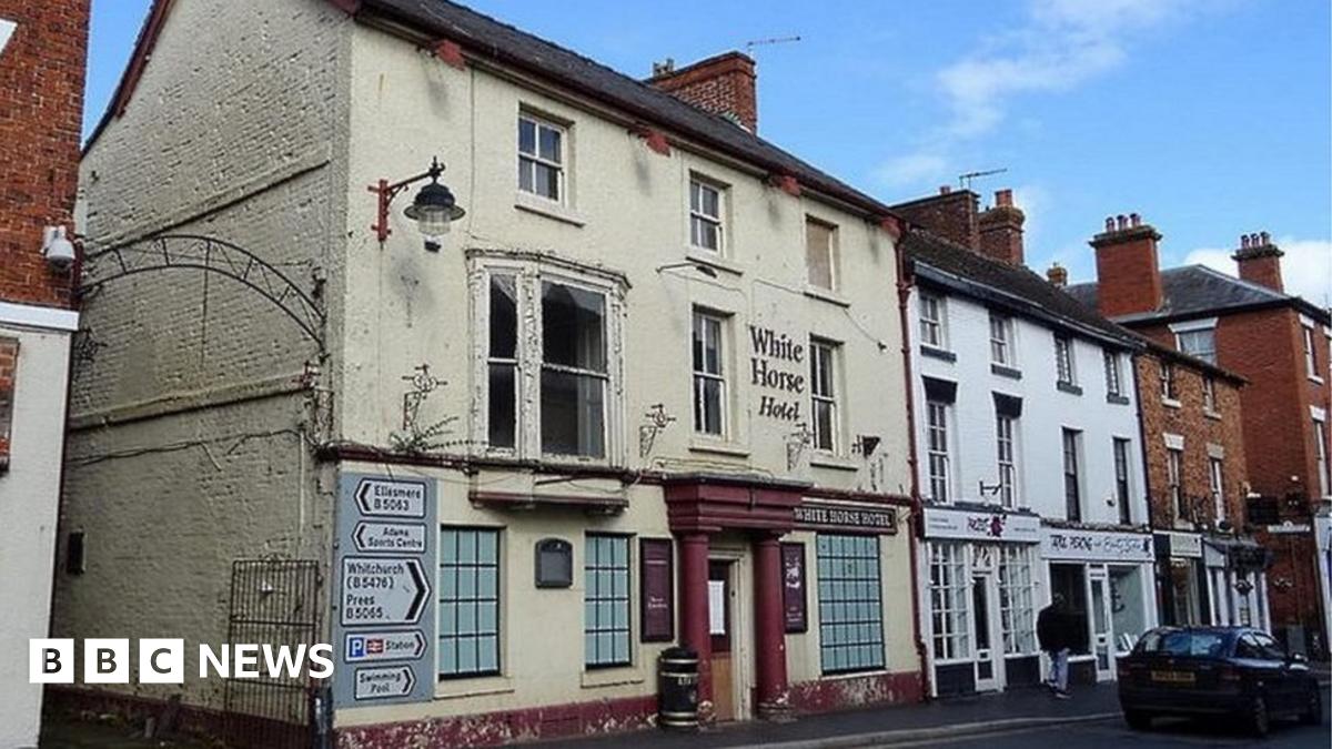 Shropshire Council buys 'blot on landscape' listed Wem hotel - BBC News