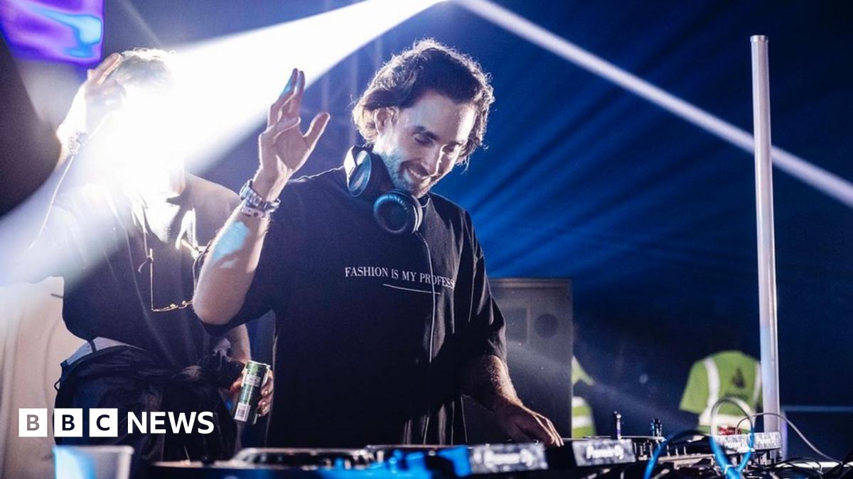 Jamie Roy: Respected DJ and producer dies aged 33 - BBC News