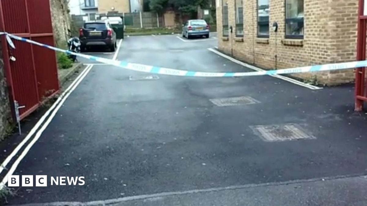 Five held as man dies following Maidstone disturbance - BBC News