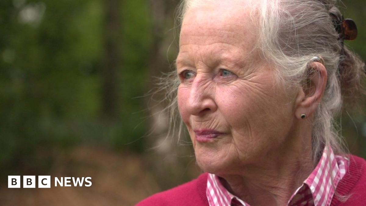 Pension scandal: 'I've lost 14 years of payments' - BBC News