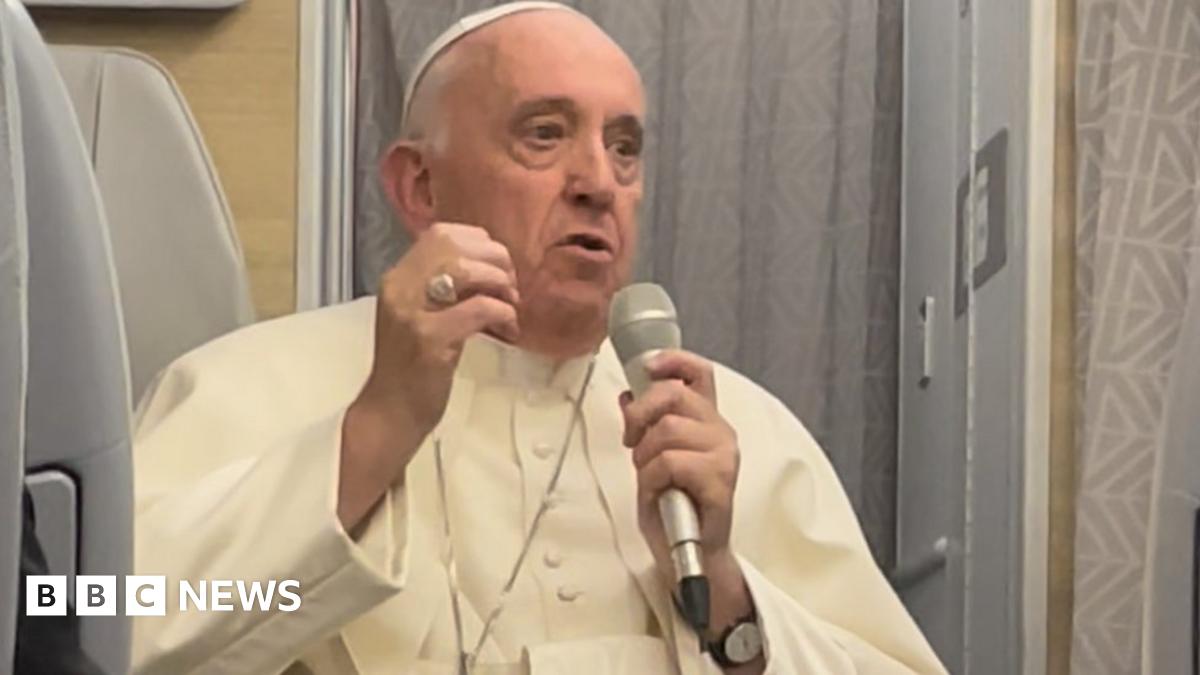 The Pope's health: I could step down - but not yet, says pontiff - BBC News