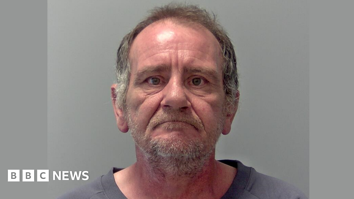 Bury St Edmunds man jailed for 'random' stabbing of woman walking dog ...