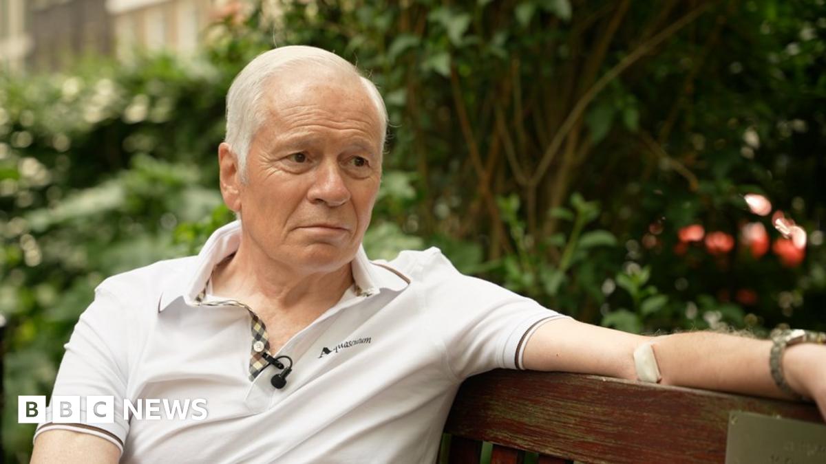 US approves first new Alzheimer's drug in 20 years - BBC News