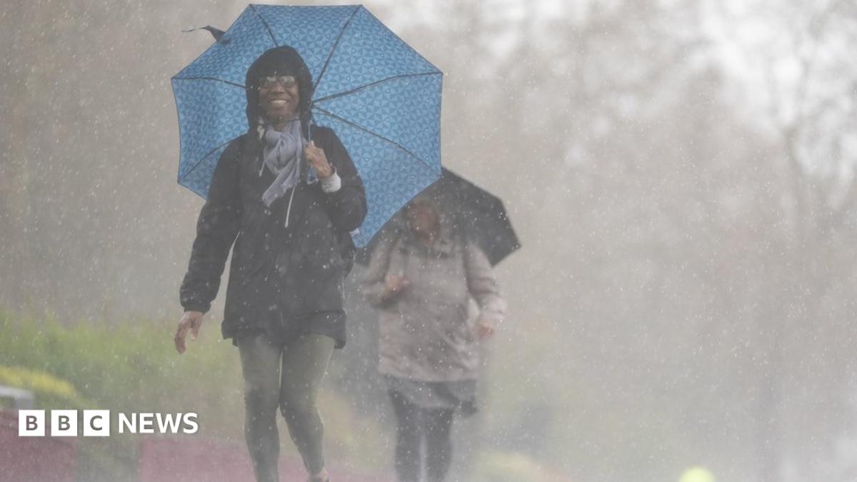 UK weather: Rain and 60mph gusts to replace Easter sunshine - BBC News