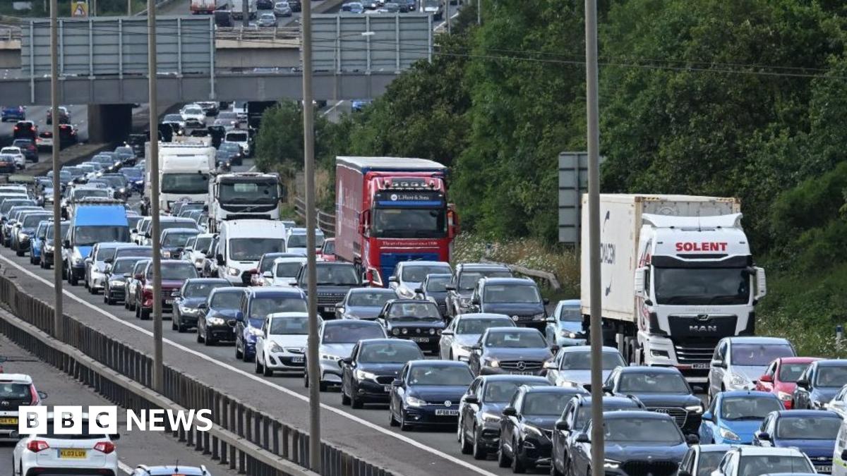 M25 section to close for entire weekend - BBC News
