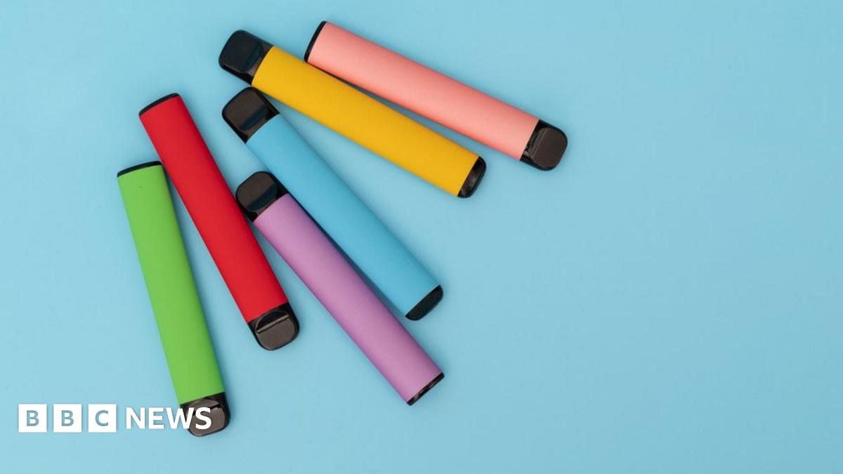 Ban disposable vapes to protect children - doctors - BBC News