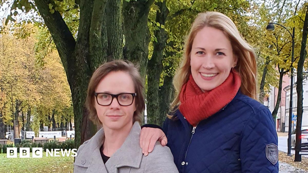 Dating as a short man: The highs and lows - BBC News