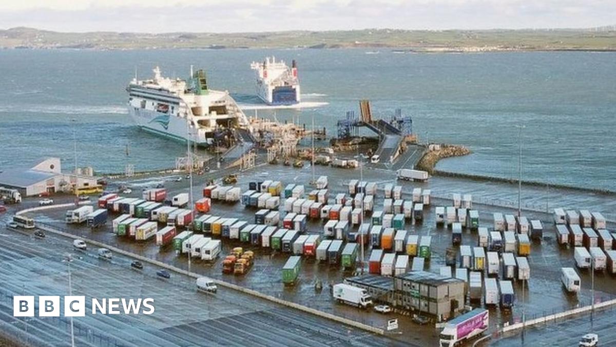 Gwynedd Shipping: Reports Welsh logistics company has shut - BBC News