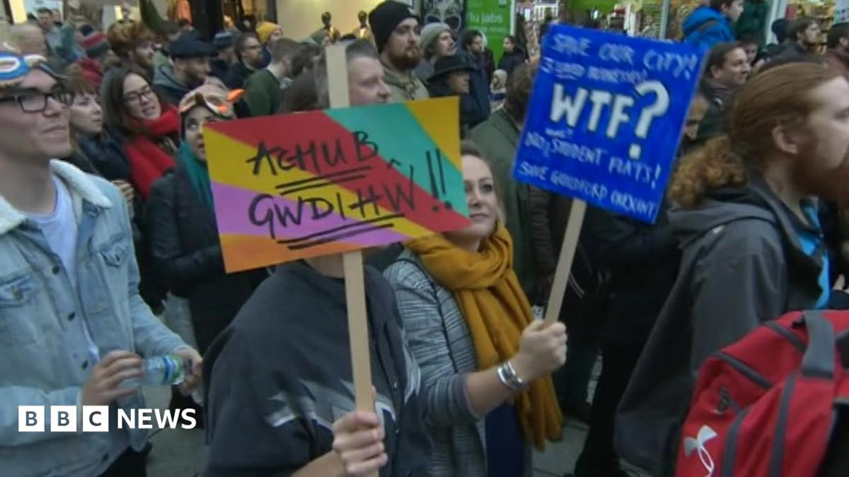 Thousands march to save Cardiff's Guildford Crescent - BBC News