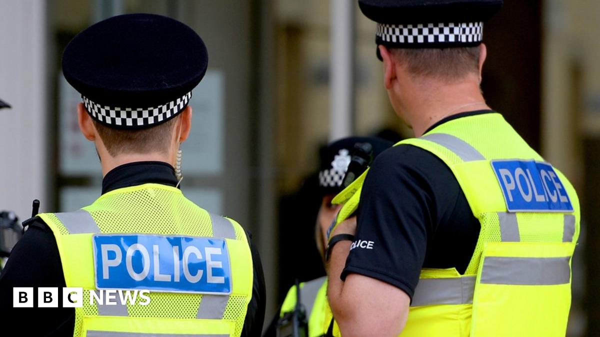 Met Police using data to arrest men who attack women and girls - BBC News