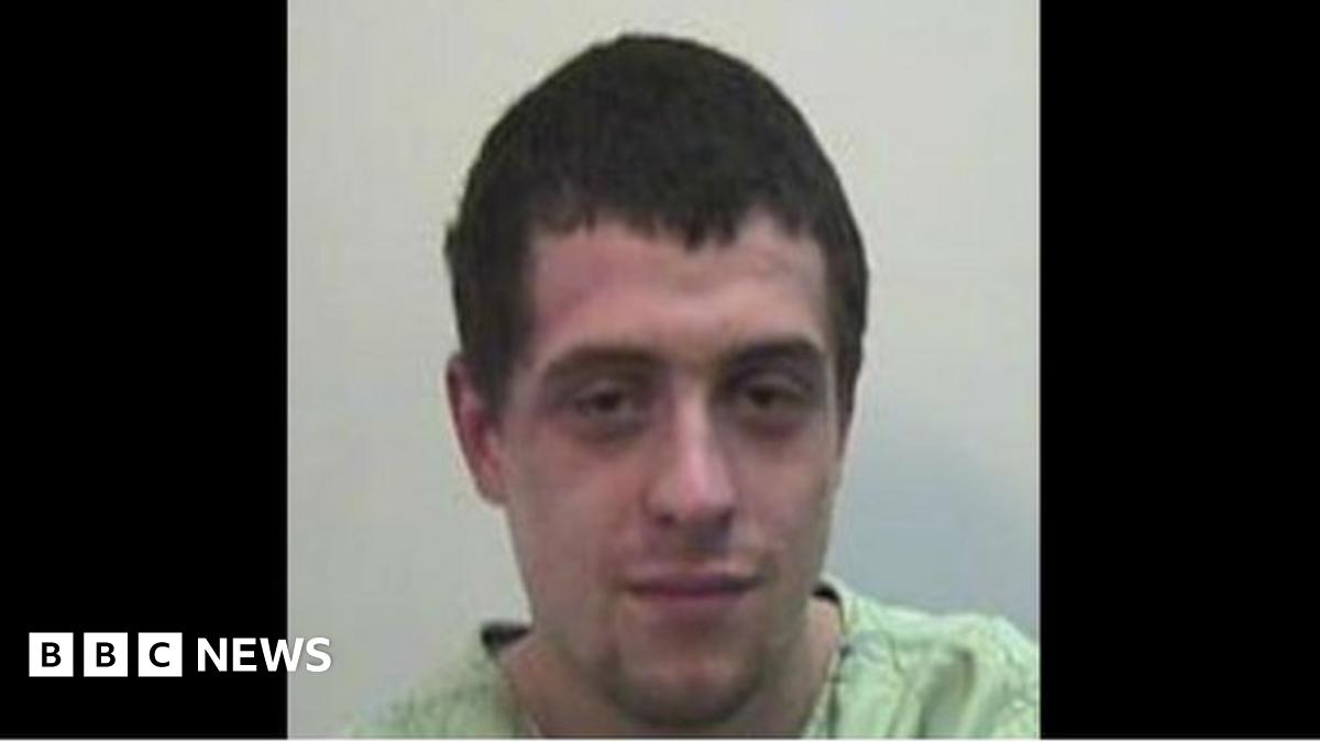 Missing prisoner Jared Kay back in jail - BBC News