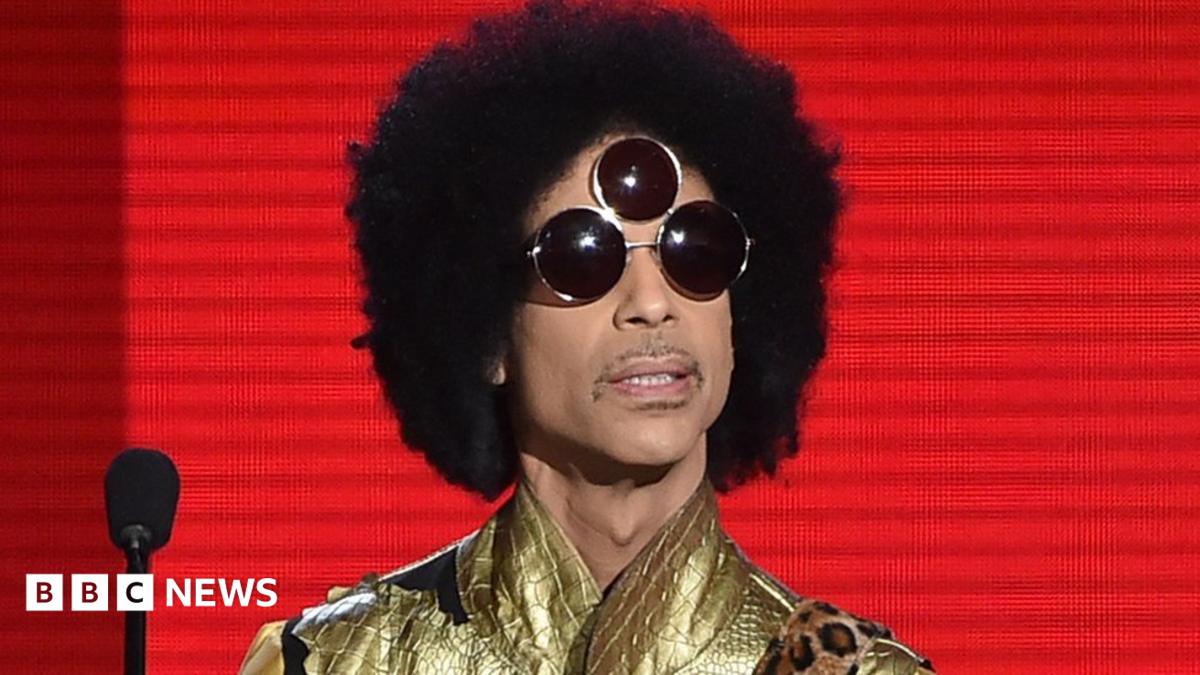 Prince taken to hospital after emergency plane landing - BBC News