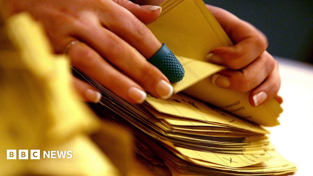 How the referendum votes are counted - BBC News