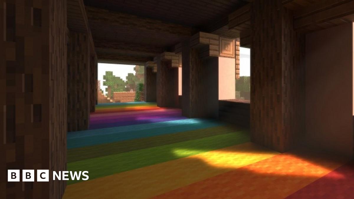 Minecraft graphics to be more 'realistic' - BBC News